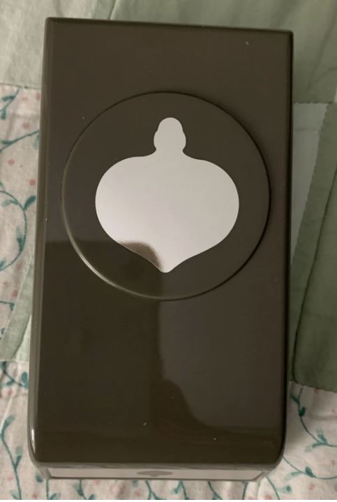 Stampin' Up Single Ornament Punch - Ink and Ingenuity